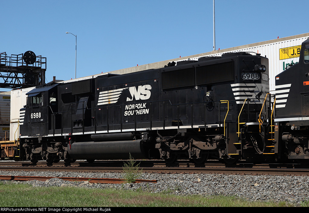 NS 6988